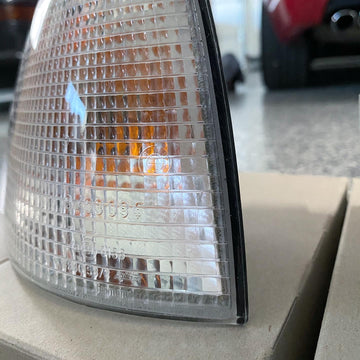 Genuine BMW E36 clear corner lights – Rare36parts